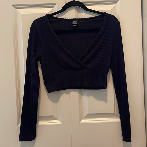 wild fable | Tops | Target Wild Fable Black Long Sleeve Cropped Top ...